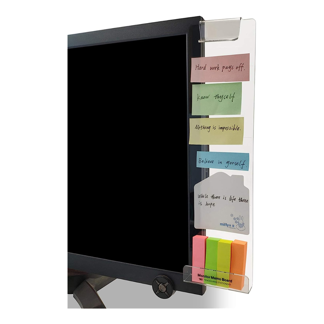 Office Finds – Andreja Elena